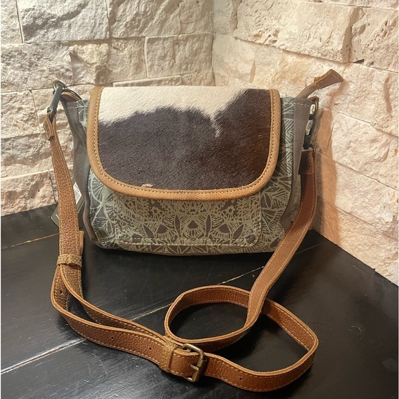 Myra Bag | Bags | Nwt Myra Crossbody Bag Cowhide Green Brown Canvas ...